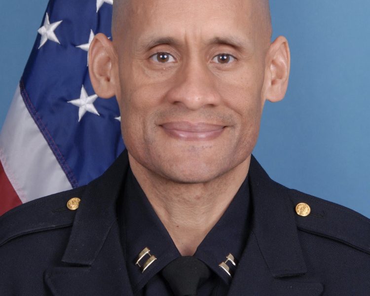 Community Rallies Around African American Fremont Police Commander ...