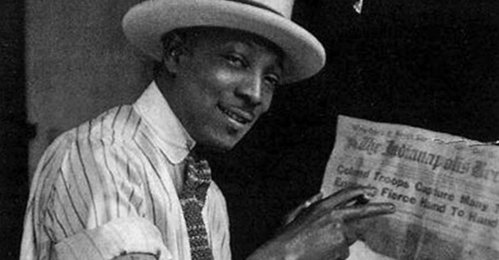 James Van Der Zee: Black Photographer Who Chronicled Harlem’s Heyday ...