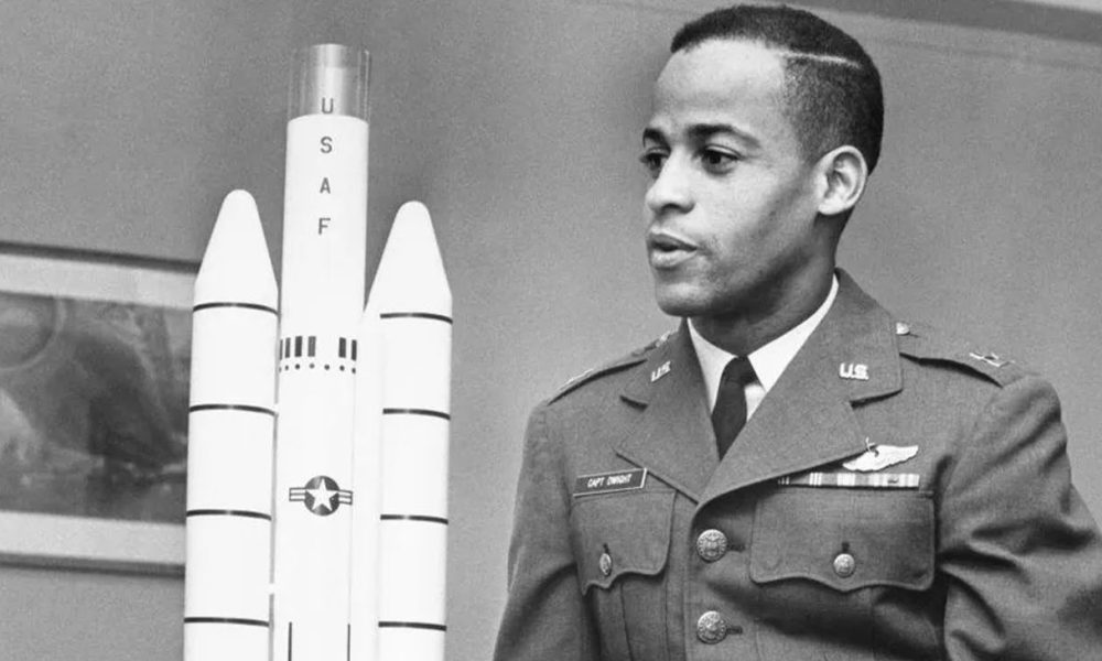 Ed Dwight: Internationally Renowned Artist and Former Air Force Test ...