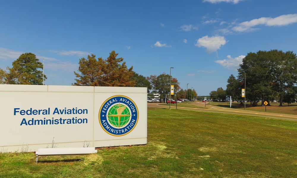 Trump’s FAA Under Fire Again After Three near Misses at Reagan Airport ...